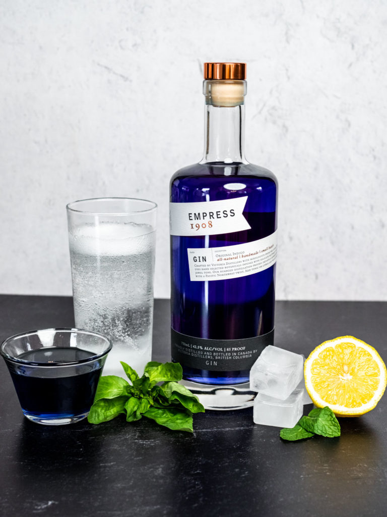 Purple Basil Gin Fizz - createyourbasecamp.com